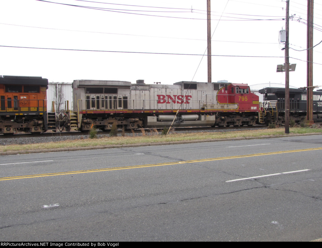 BNSF 795